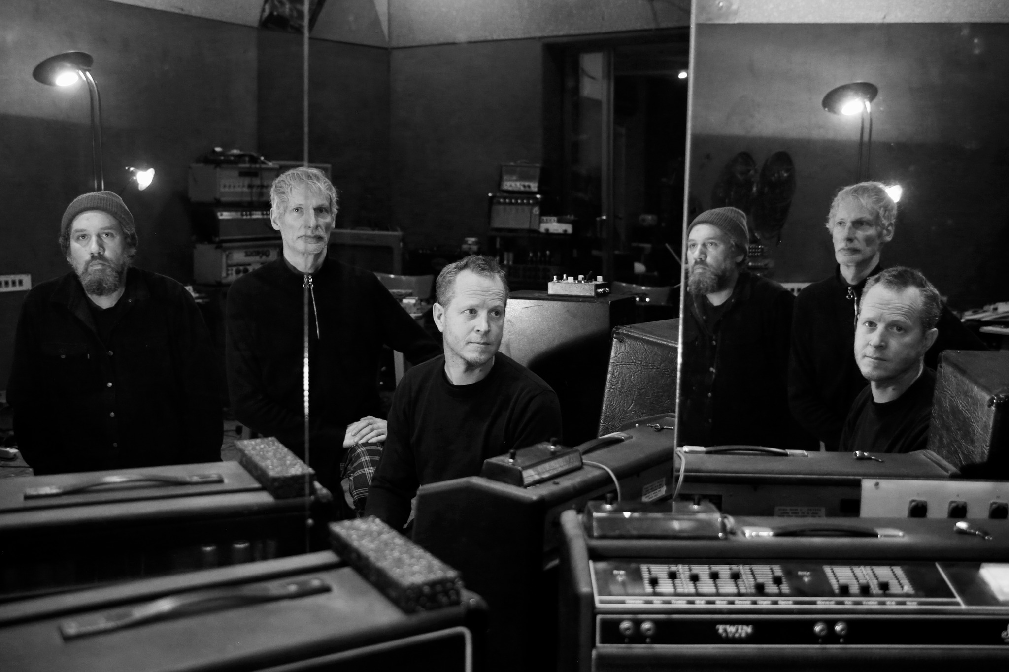 RADIAN "Distorted Room" Album Präsentation & JULIA JUST - dasWerk